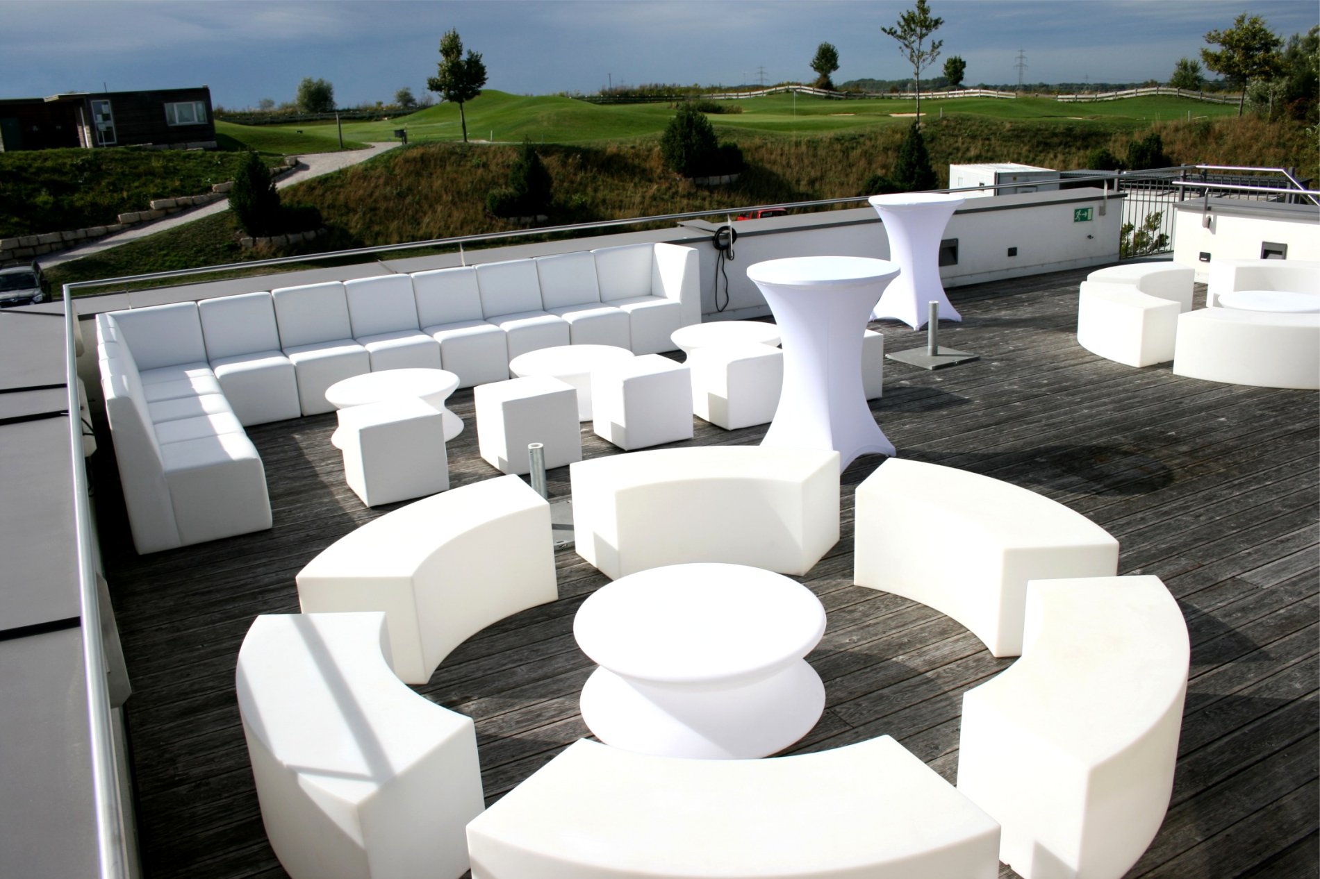 Lounge-Mietmöbel: Loungemöbel mieten für Events, Messen & Feiern